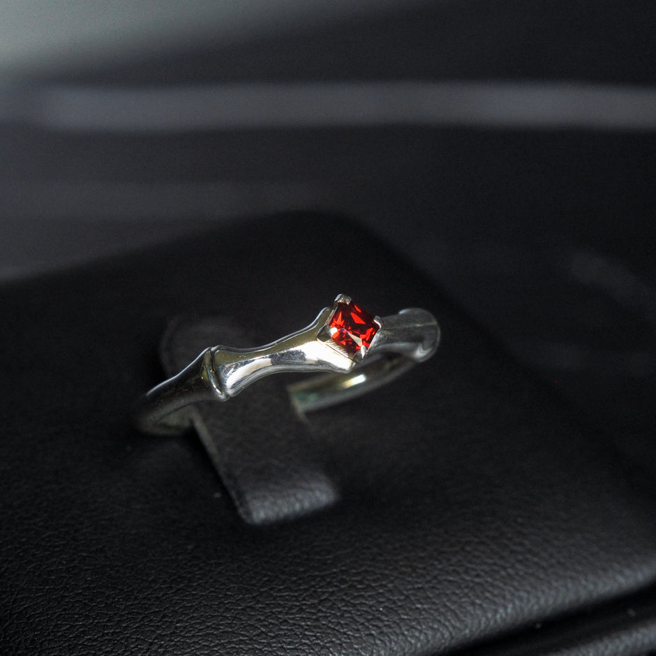 Monothic - Premium Dark Fantasy