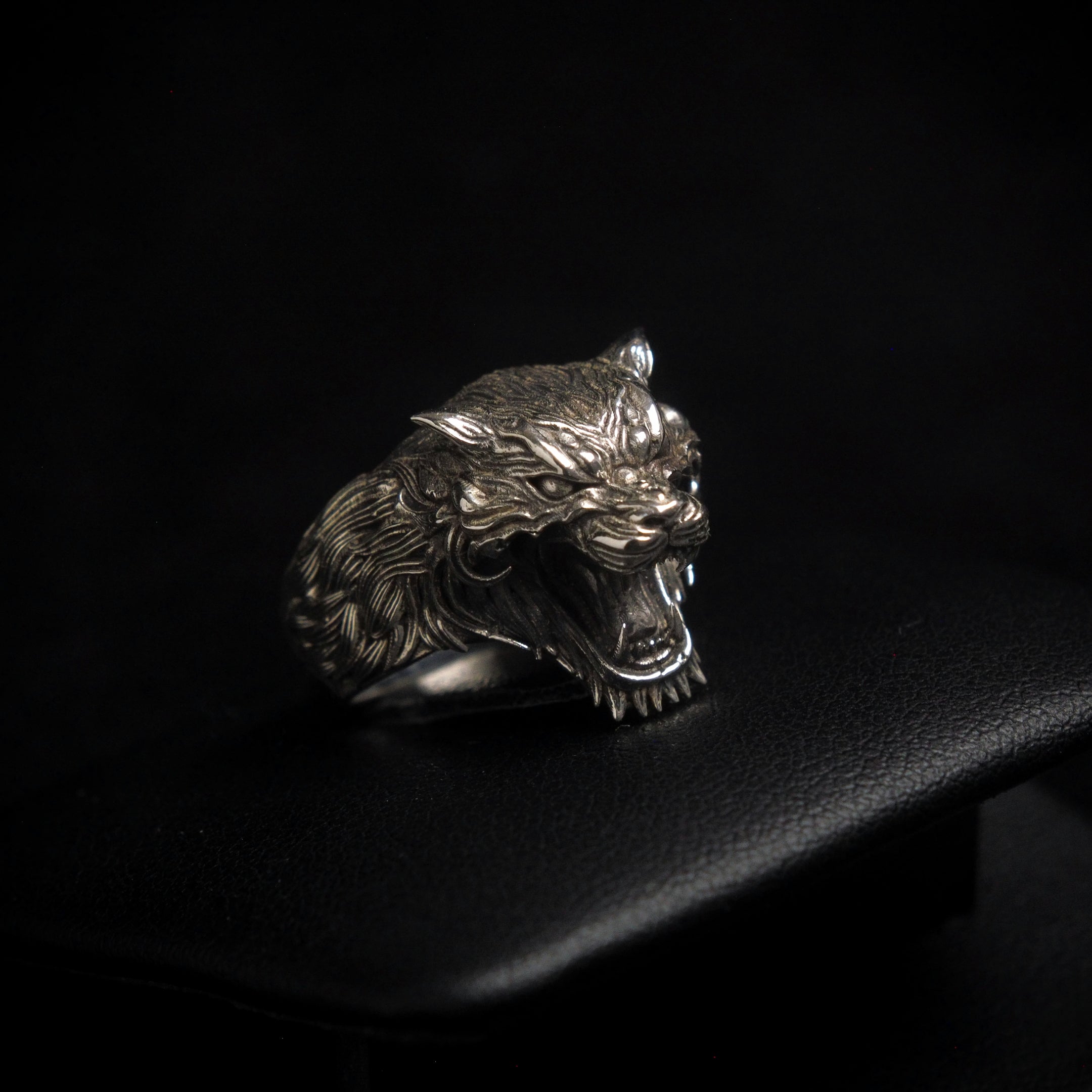 Dire Tiger Ring - Sterling Silver – Monothic